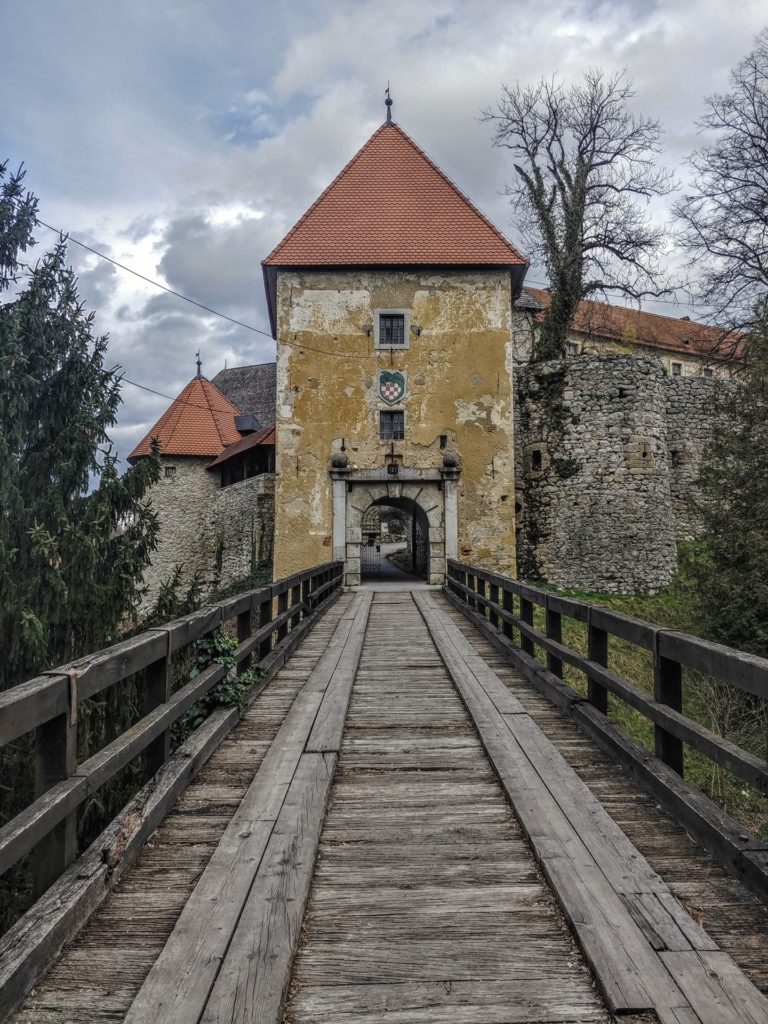Stari grad Ozalj dom je Zrinskih, Frankopana i baštine ~ Blaga & misterije